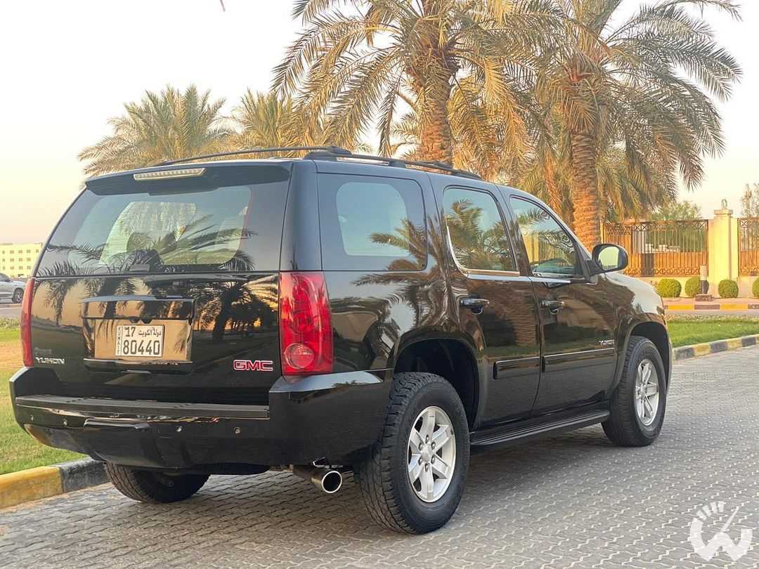 Weelz Kuwait | Latest Used Cars Kuwait | GMC