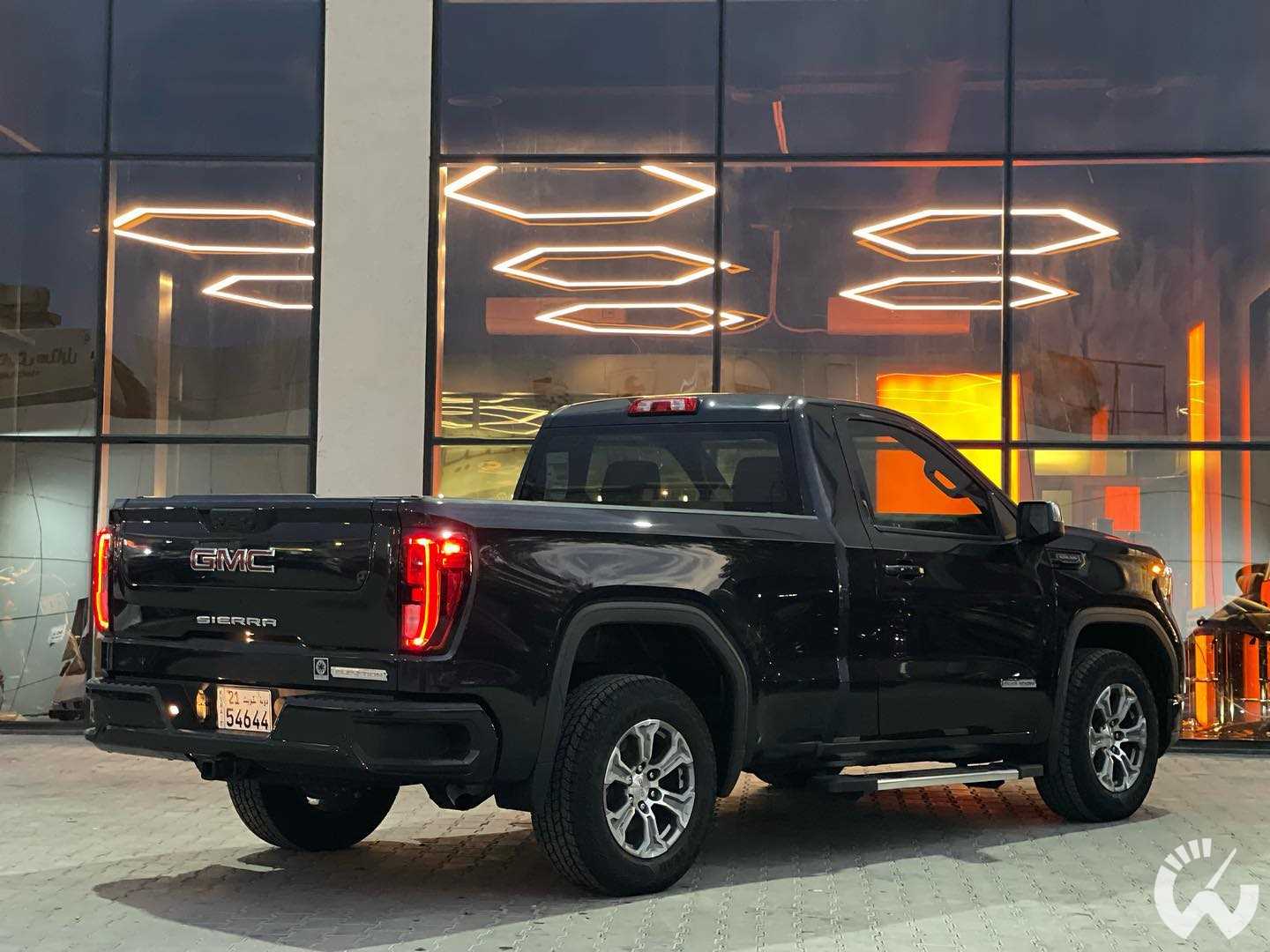 Weelz Kuwait | Latest Used Cars Kuwait | GMC