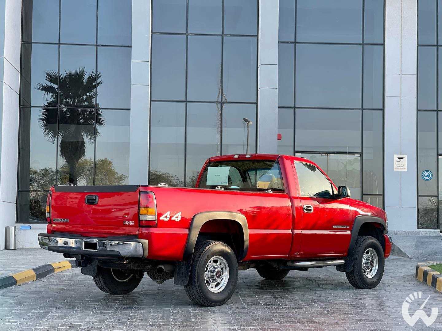 Weelz Kuwait | Latest Used Cars Kuwait | GMC